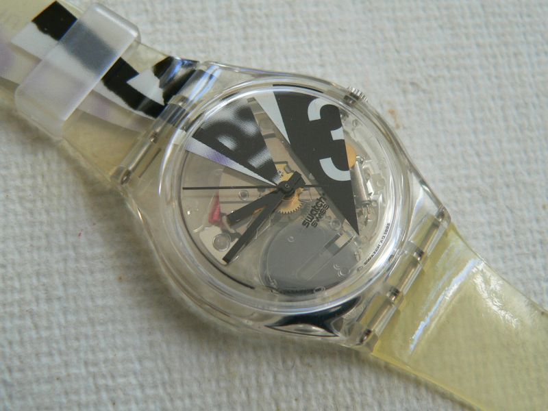 Swatch Con-Fusion GK222 – swatchandbeyond.com